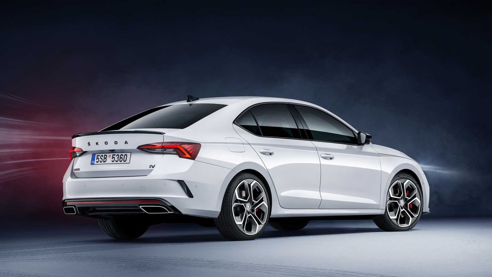 2021-skoda-octavia-rs-debuts-as-plug-in-hybrid-hits-100-km-h-in-73 ...
