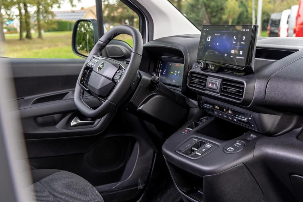 stellantis-vu-opel-combo-electric-2024-062193564045602800317 | Autoprove.it